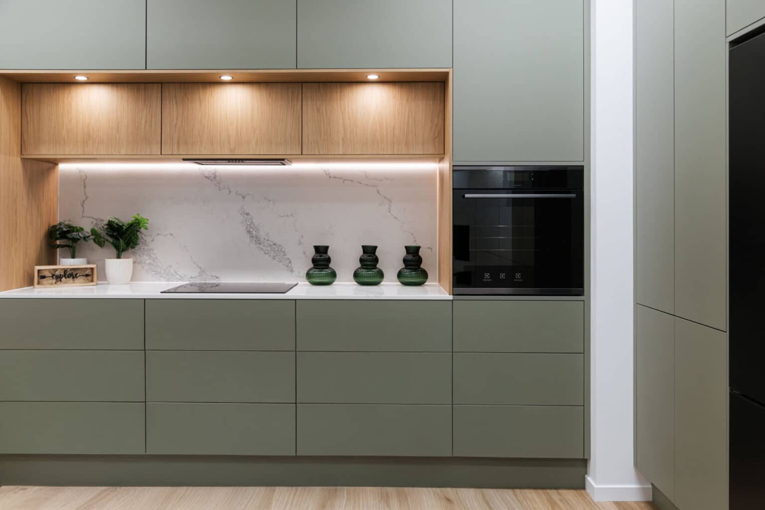 Timeless beauty of timber-look overhead cabinets. - Wallspan